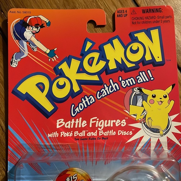 Hasbro | Toys | Pokmon Battle Figures Beedrill And Kakuna New | Poshmark
